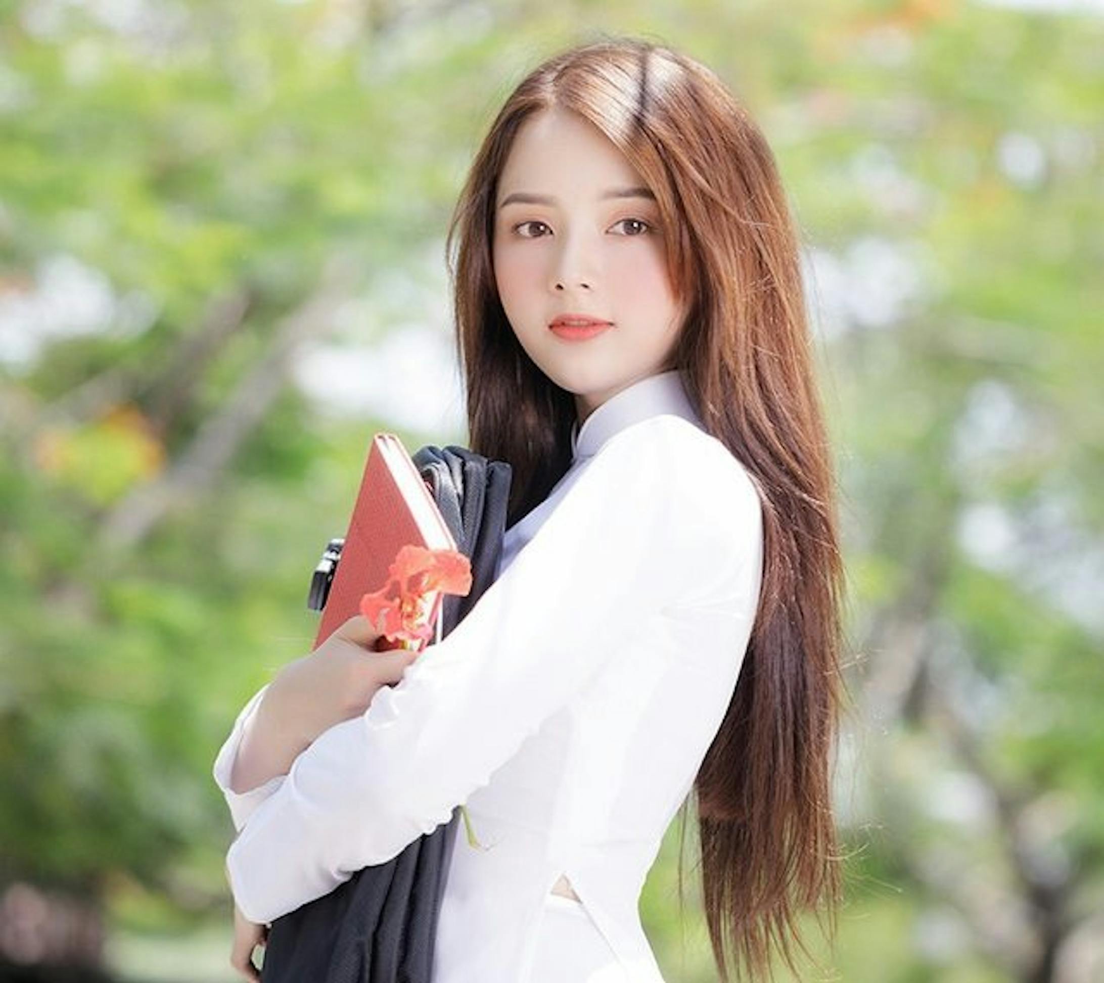 huong le ao dai7 15267392452641459322824(1)